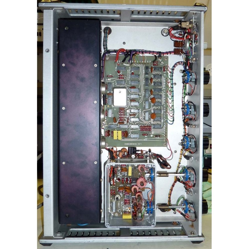 Bradley 235 Syntesized Digital Signal Generator